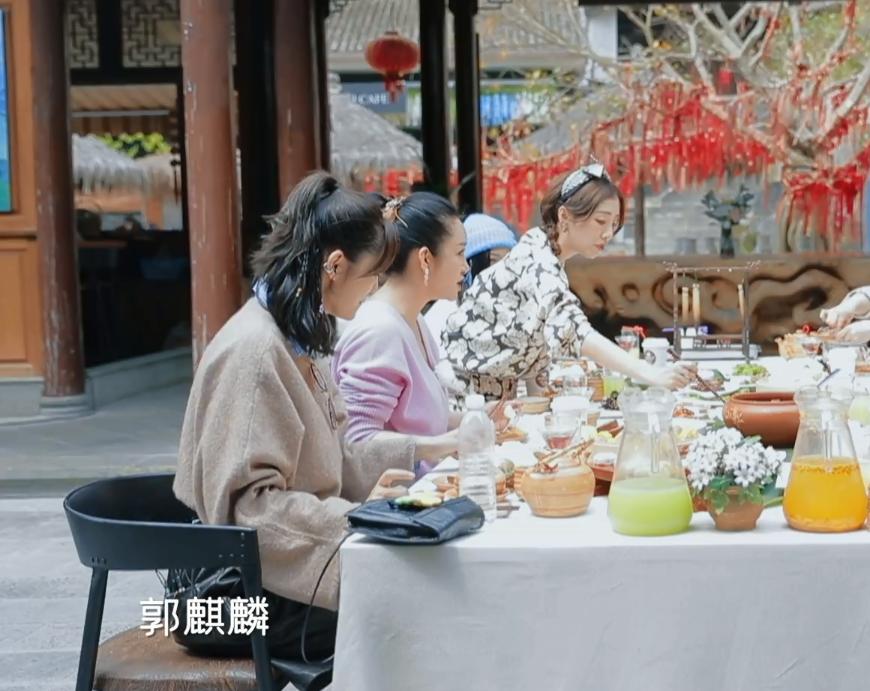 Wife's romantic travel: Qin Hailu wants to marry Guo Qilin, Chen Jianbin agrees to guard Jiang ...