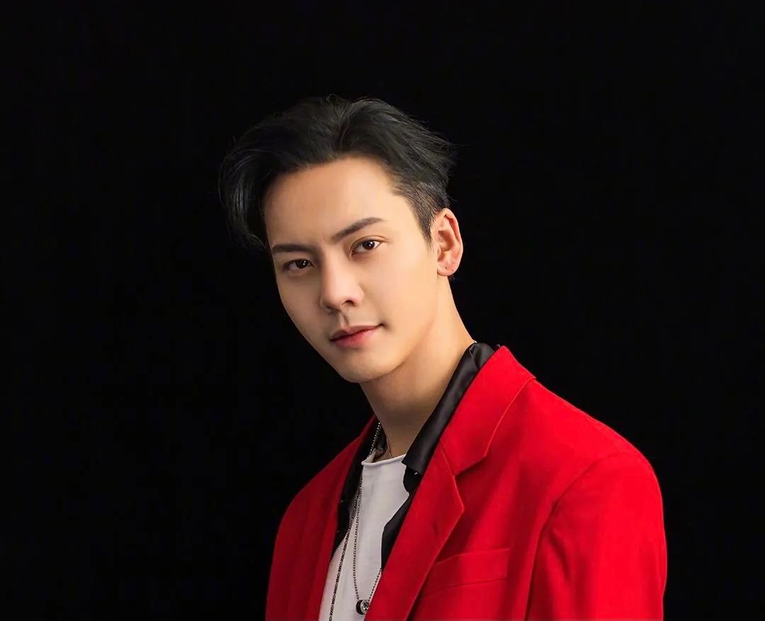 Little gossip, Zhang Zhehan, Ju Jingyi, Chen Weiting, He Sui, Yang Zi ...