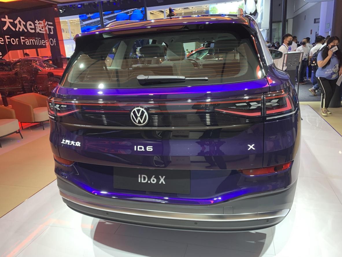 6 and 7 seats are available. Why does Volkswagen ID.6 X come first? - iNEWS