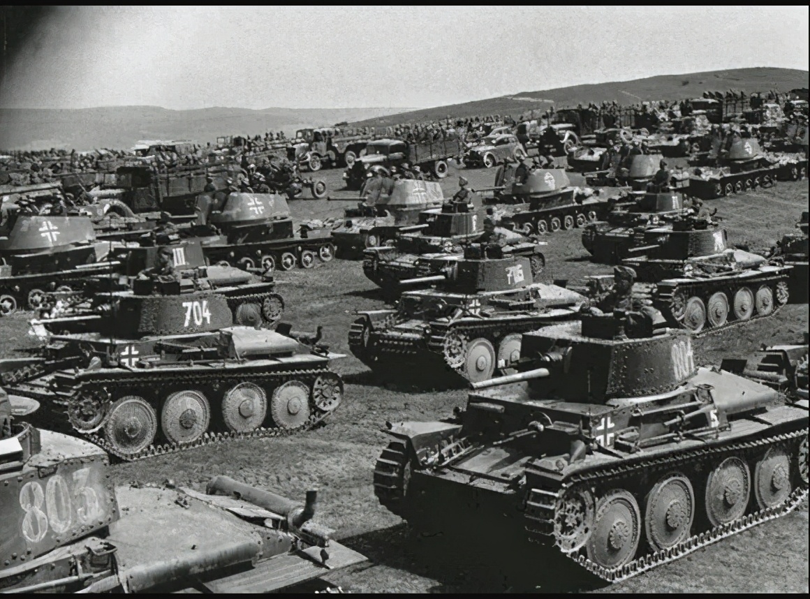 Czech tanks are used by German armored soldiers - iNEWS
