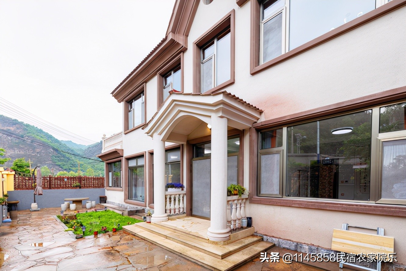 Huairou Baihewan Shanwawa No. 3 B&B is leaning against the mountains ...