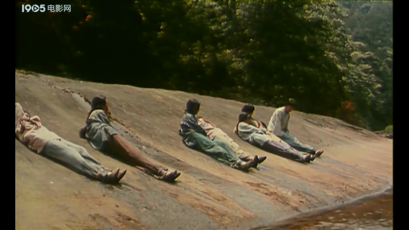 Xu Qing and You Yong did fake dramas. This movie is banned for 12 years ...