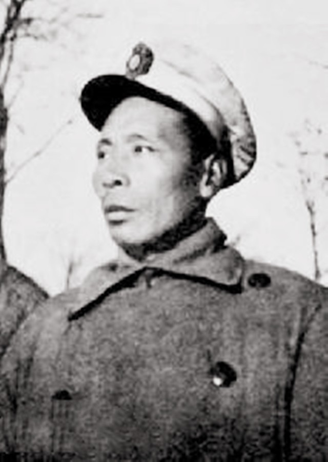 The commander under Huang Wei revolted peacefully and became a major ...