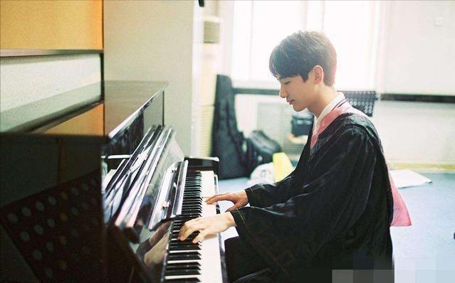 "Old Sister Lian" Bai Jingting: Once secretly in love with Senior ...