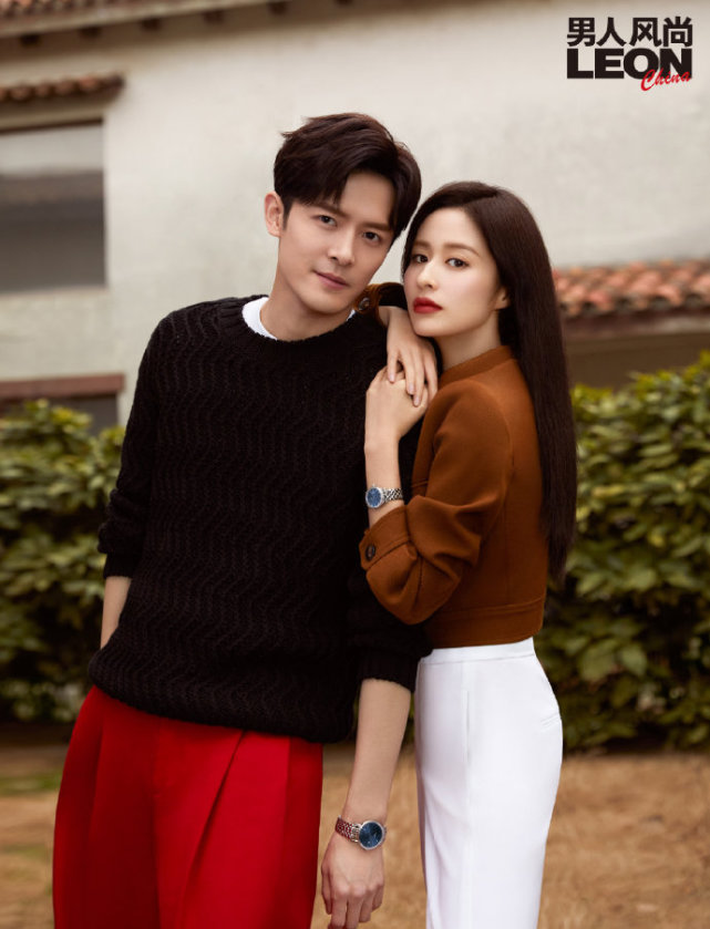 Ying Er Fu Xinbo co-produced the Valentine's Day blockbuster, holding hands and hugging like ...