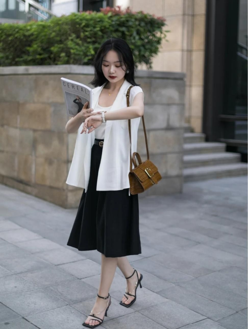 Girls with not straight legs, don't "wear casually". Use these 3 ...