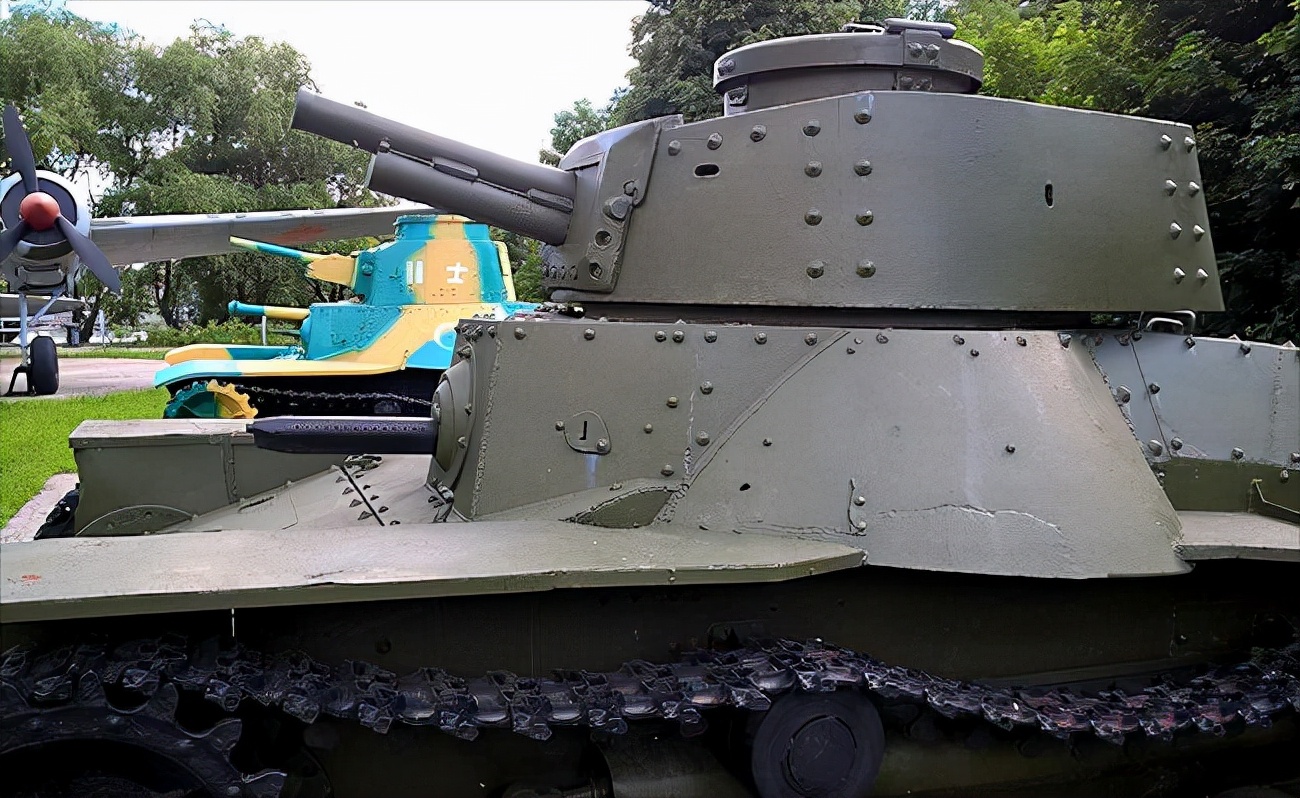 WWII Japanese Type 4 Ke-Nu Light Tank - iNEWS