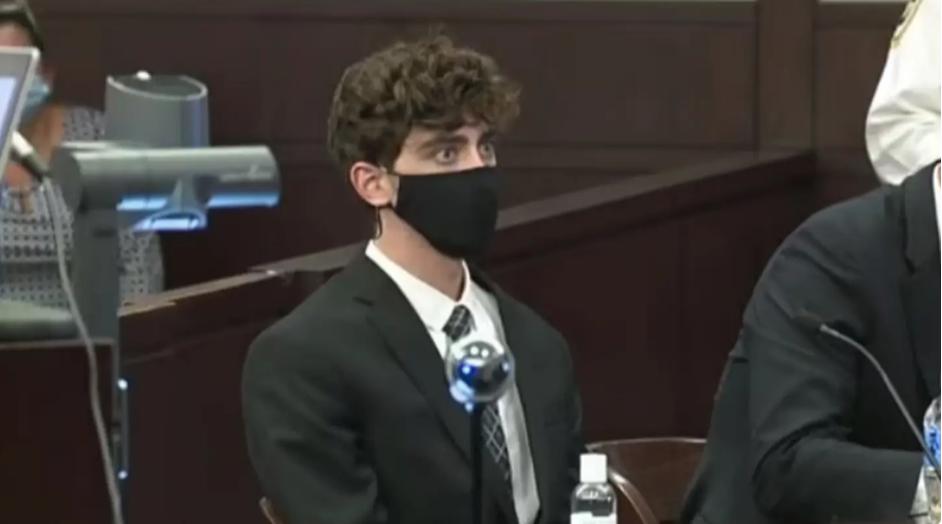 An American teenager killed a mother and daughter when he drove. He ...