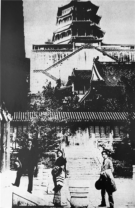 Tsinghua University Plays "Internationale"——Nie Er in Peking (Part 2 ...