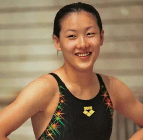 Recalling the story of two generations of diving queen Fu Mingxia and ...