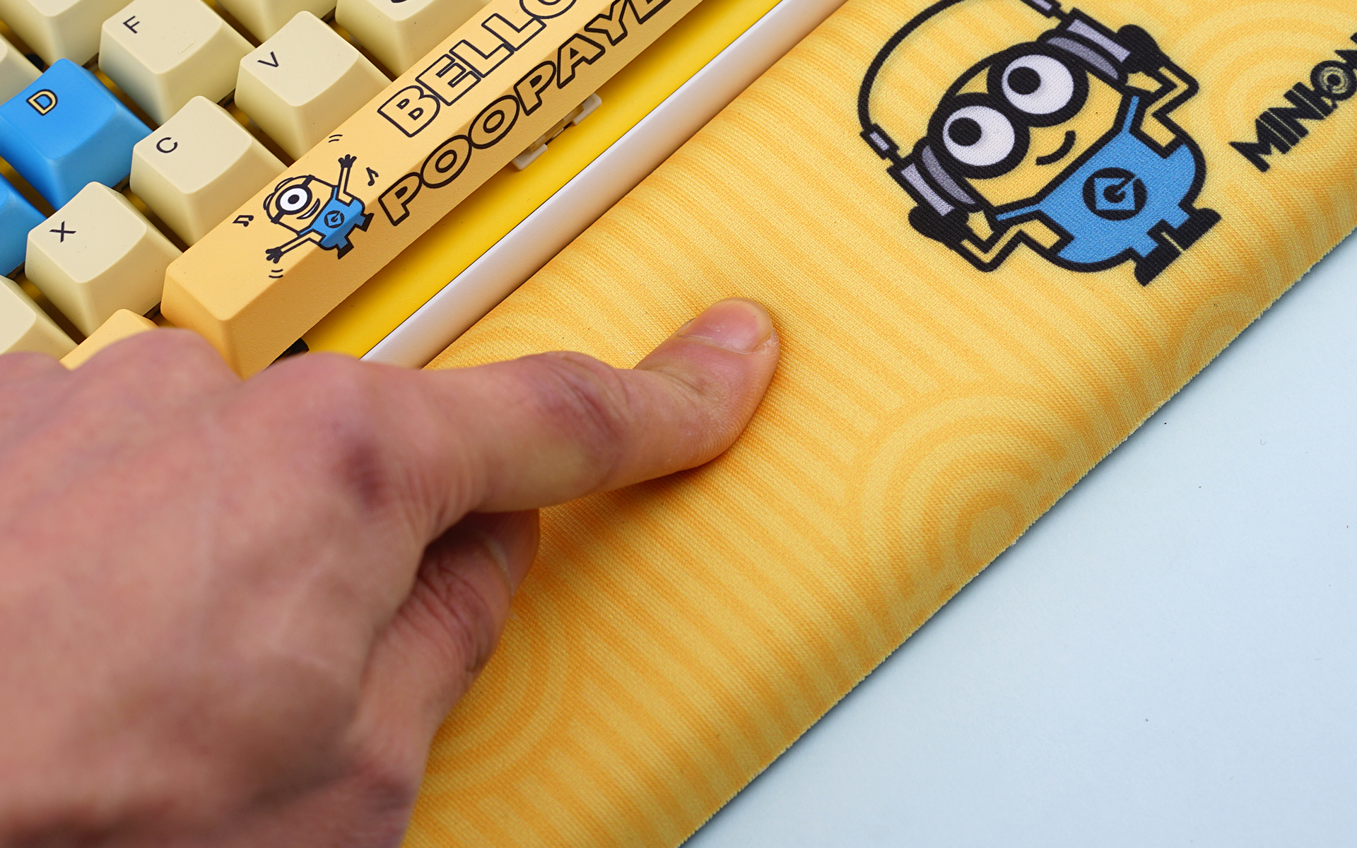 Mechanic launches the mouse and keyboard joint name of Minions to ...