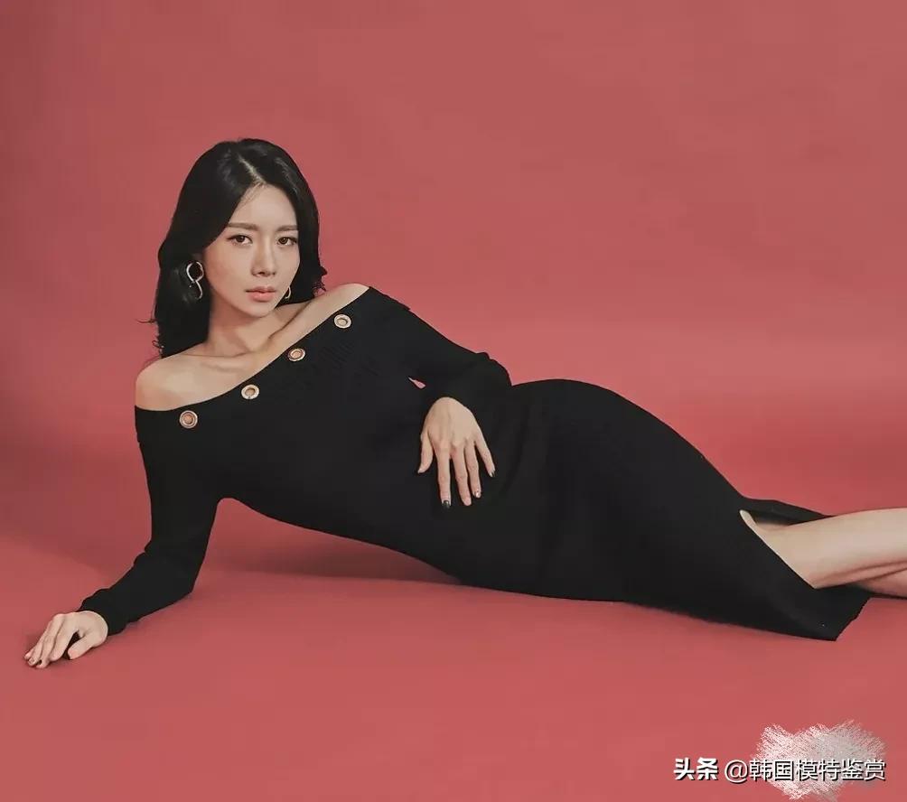 Korean beauty model Park Sun Min - iNEWS