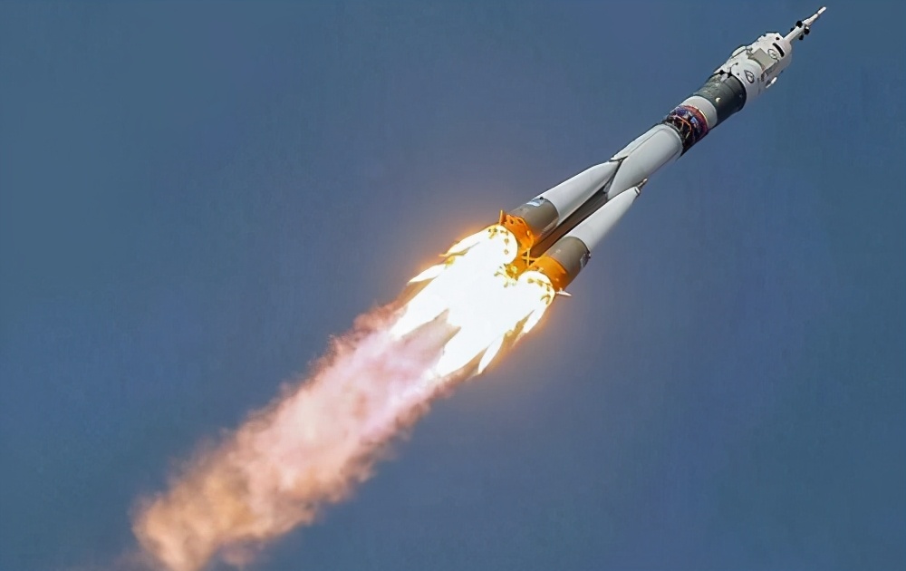 In the 30-year blockade of the Soviet Union, the rocket exploded and ...