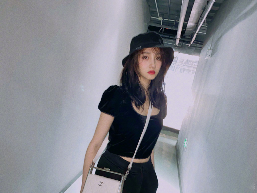 Zhang Yishan challenges the introverted and affectionate male protagonist. Can partner Guan ...