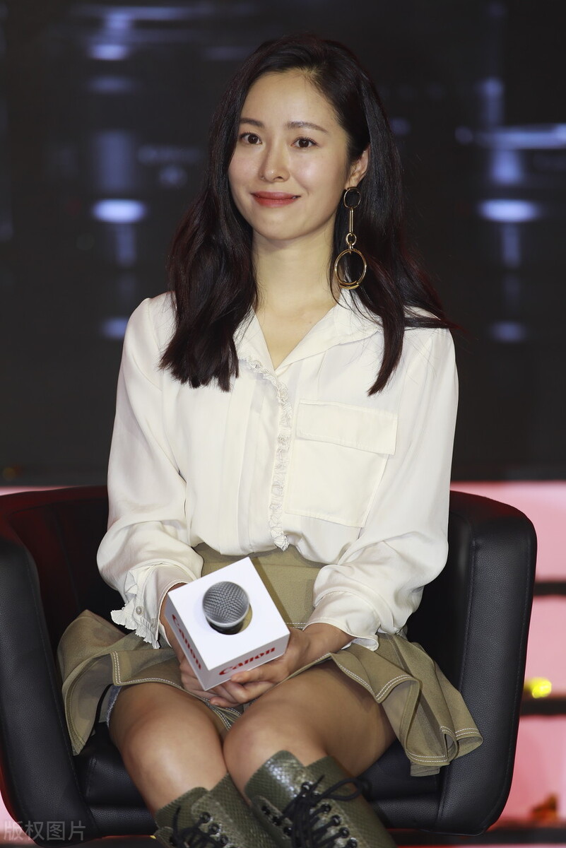 Jiang Yiyan: Relying on photography to mix into the upper class, now ...