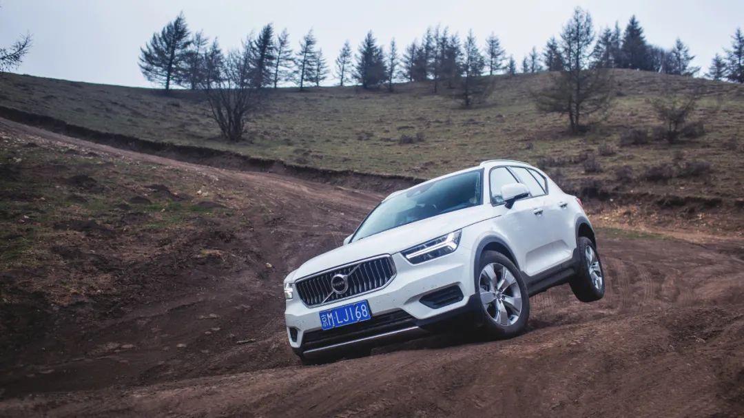 City SUV can also play Laozhanggou?Volvo XC40 off-road test - iNEWS