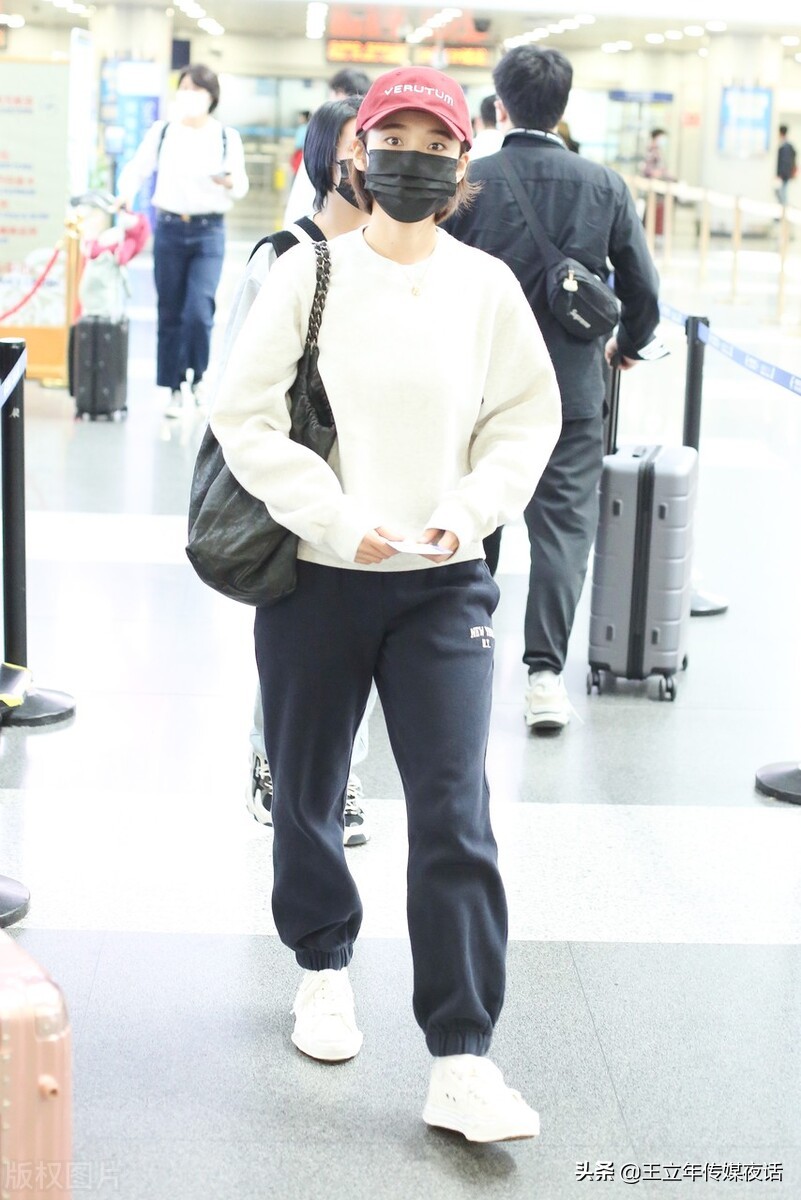 Zhang Jianing "A Beautiful Era of Daughter-in-law", "Tang Brick" - iNEWS