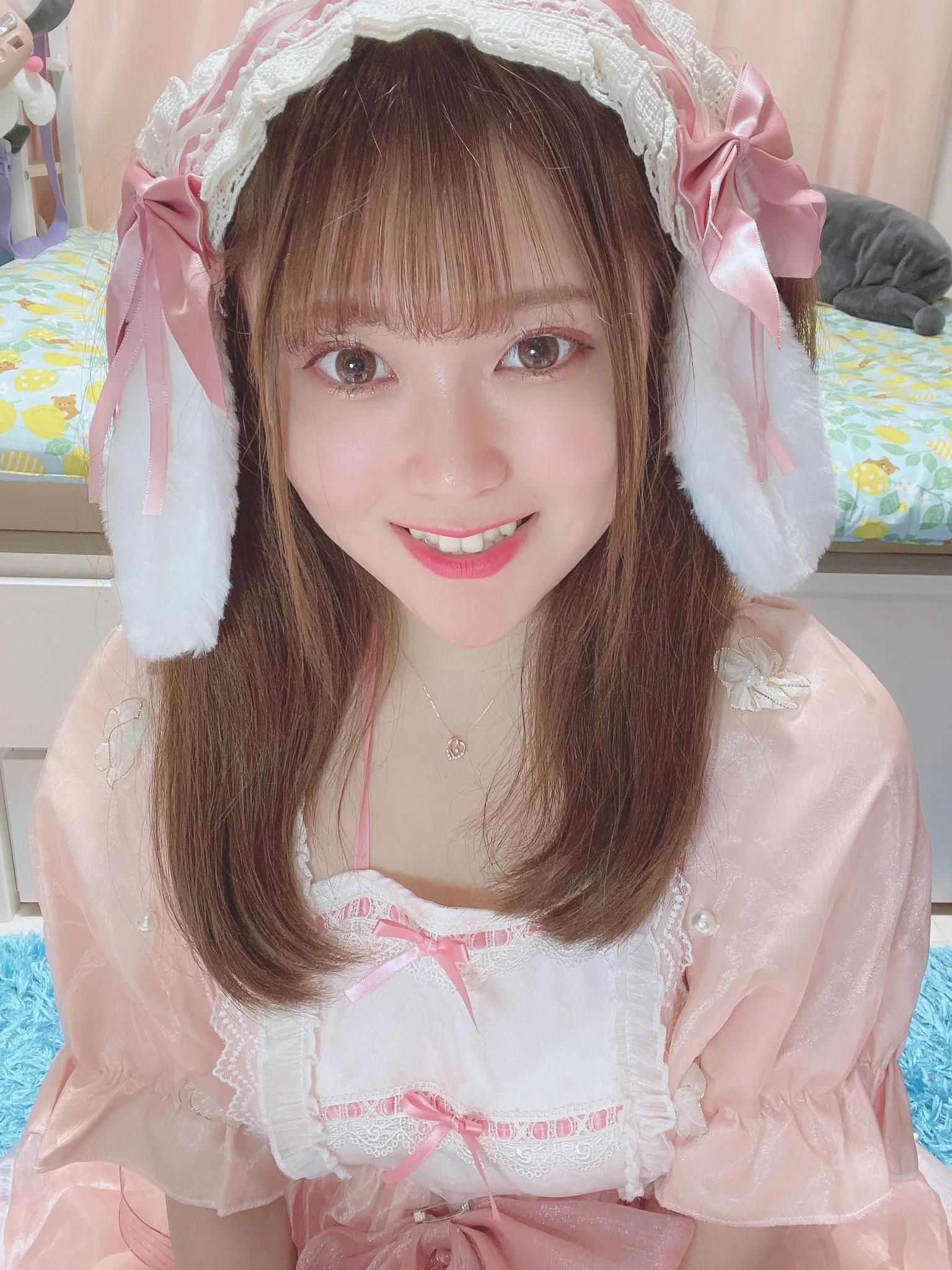 Japanese actor Ai Li Yamada Ai Li Yamada cute little sister in late ...