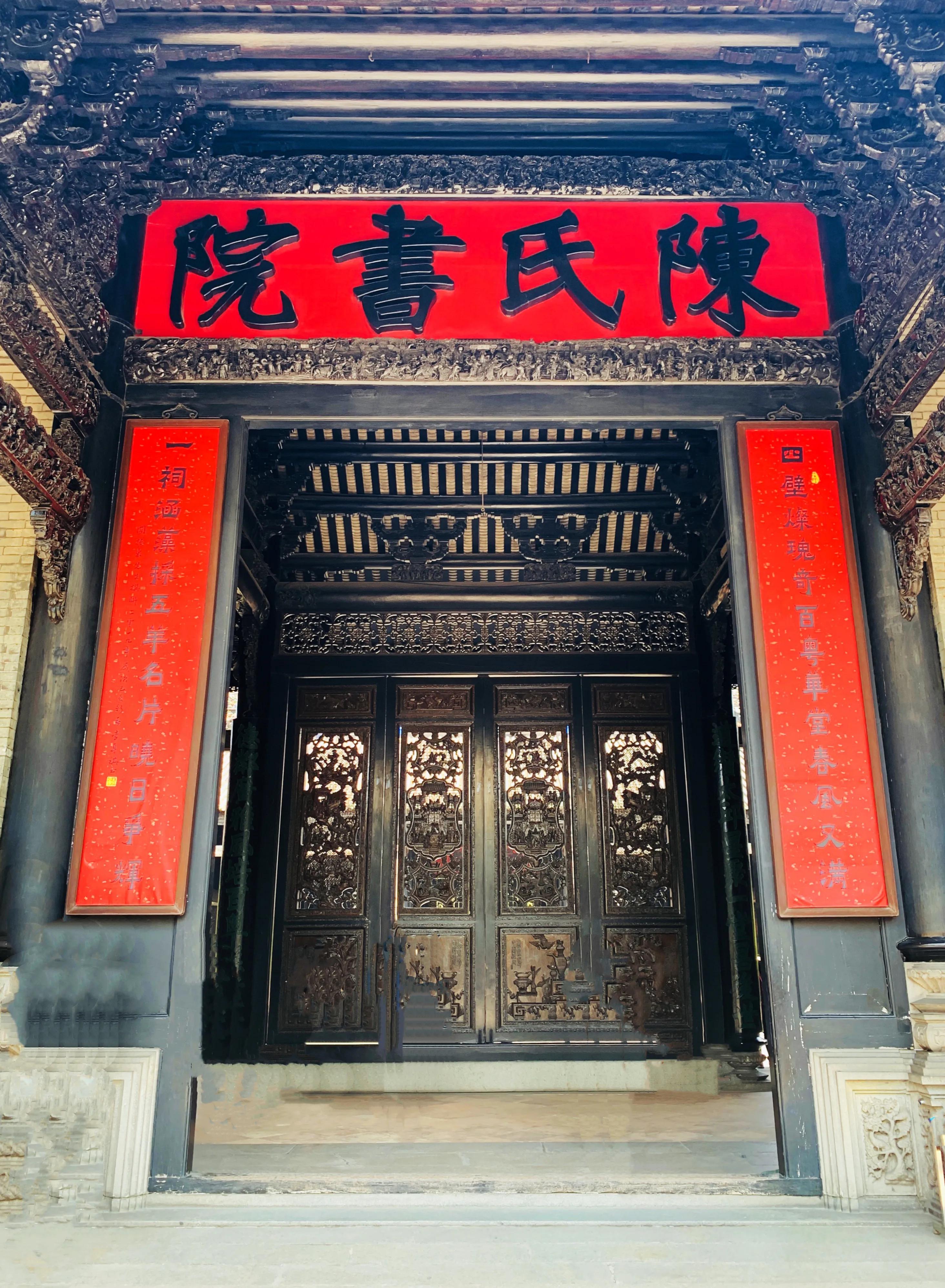 China's largest, best-preserved, and most beautifully decorated ...