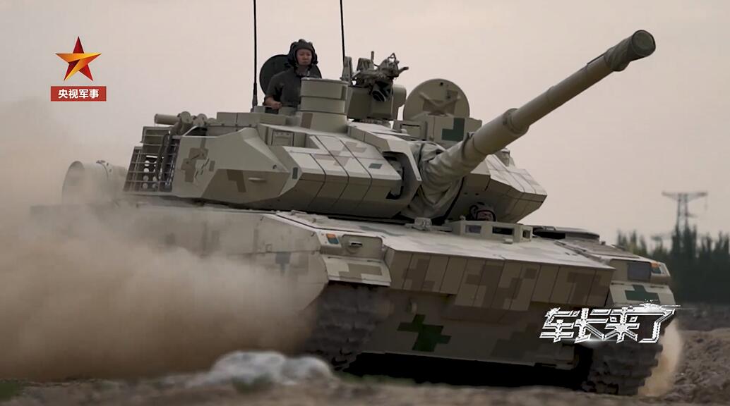 Yellow sand is rolling!"The Most Beautiful Female Tank Soldier" Liu ...