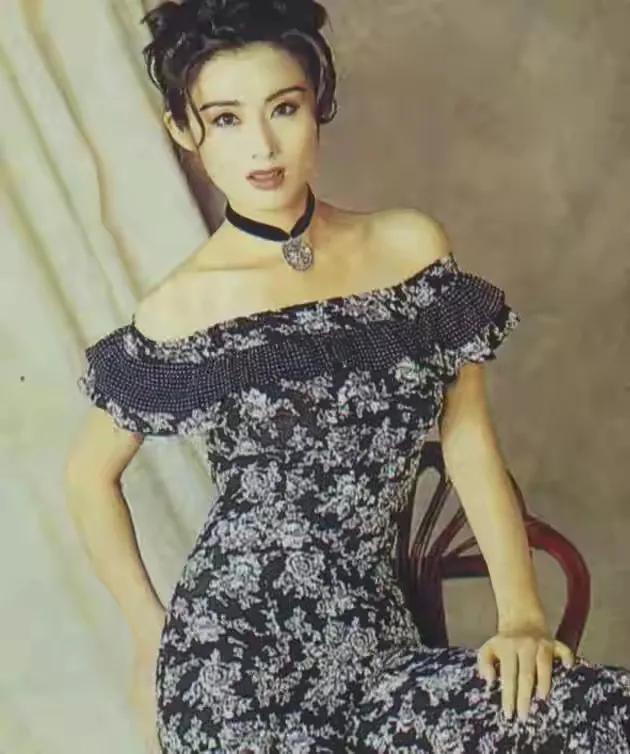 Shanghai actress-Zhang Min - iNEWS