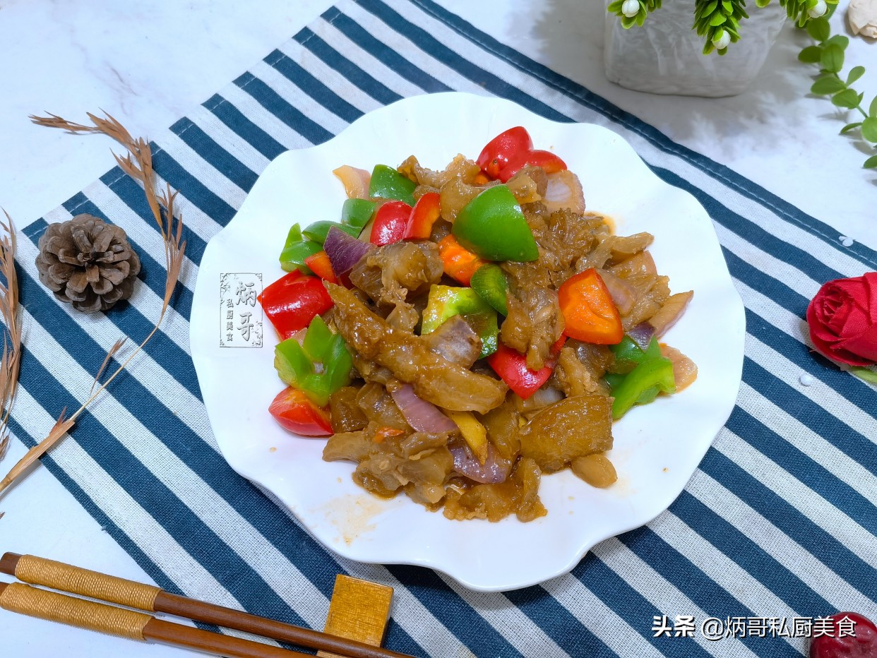 This piece of meat on the beef leg is extremely nutritious. Don't miss ...