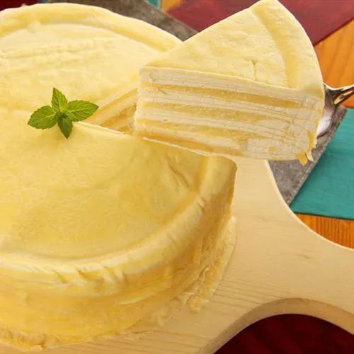 The expensive durian layer cake outside can be made in a pan at home ...