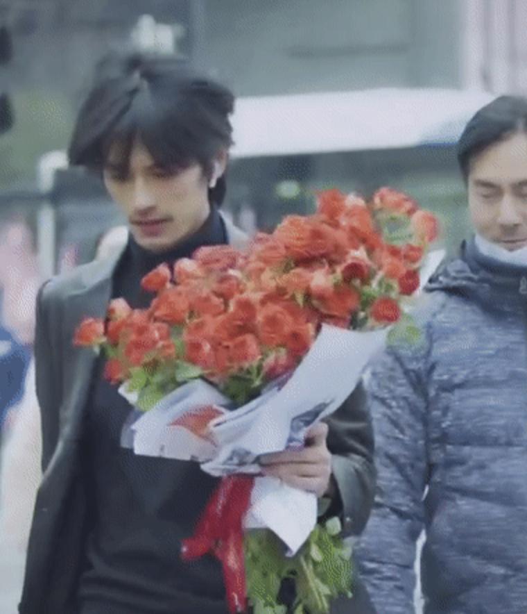 DY Takeshi Kaneshiro gets stripped, Ai Hesi, Ai Yuemei, a copy of Wu Yifan - iNEWS