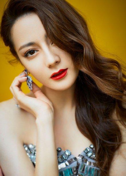 6 actresses with very beautiful moles, not only do not affect their ...