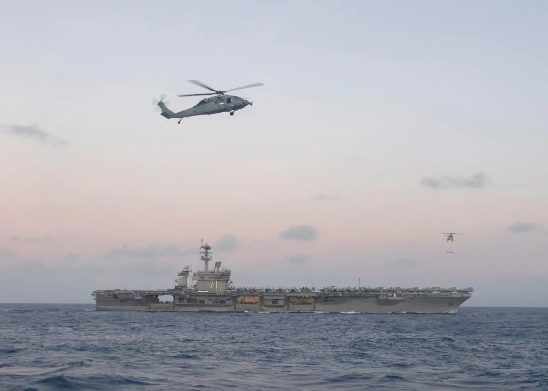 U.S. aircraft carrier ship island has mysterious equipment that looks ...