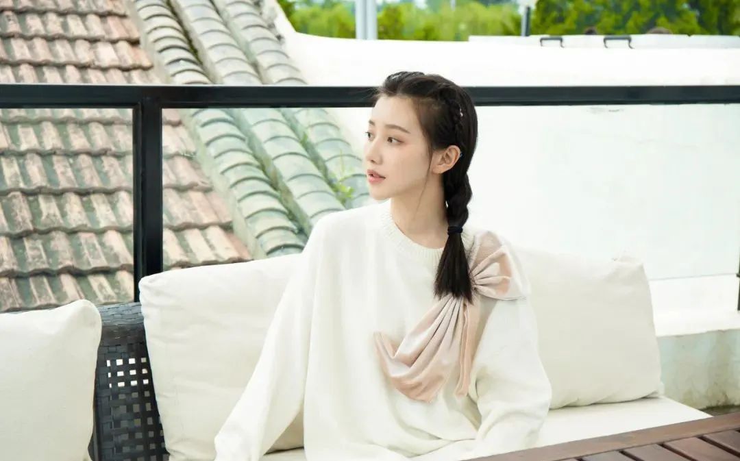 Turning on the "Big Screen" mode, Wang Herun, a powerful flower, was ...