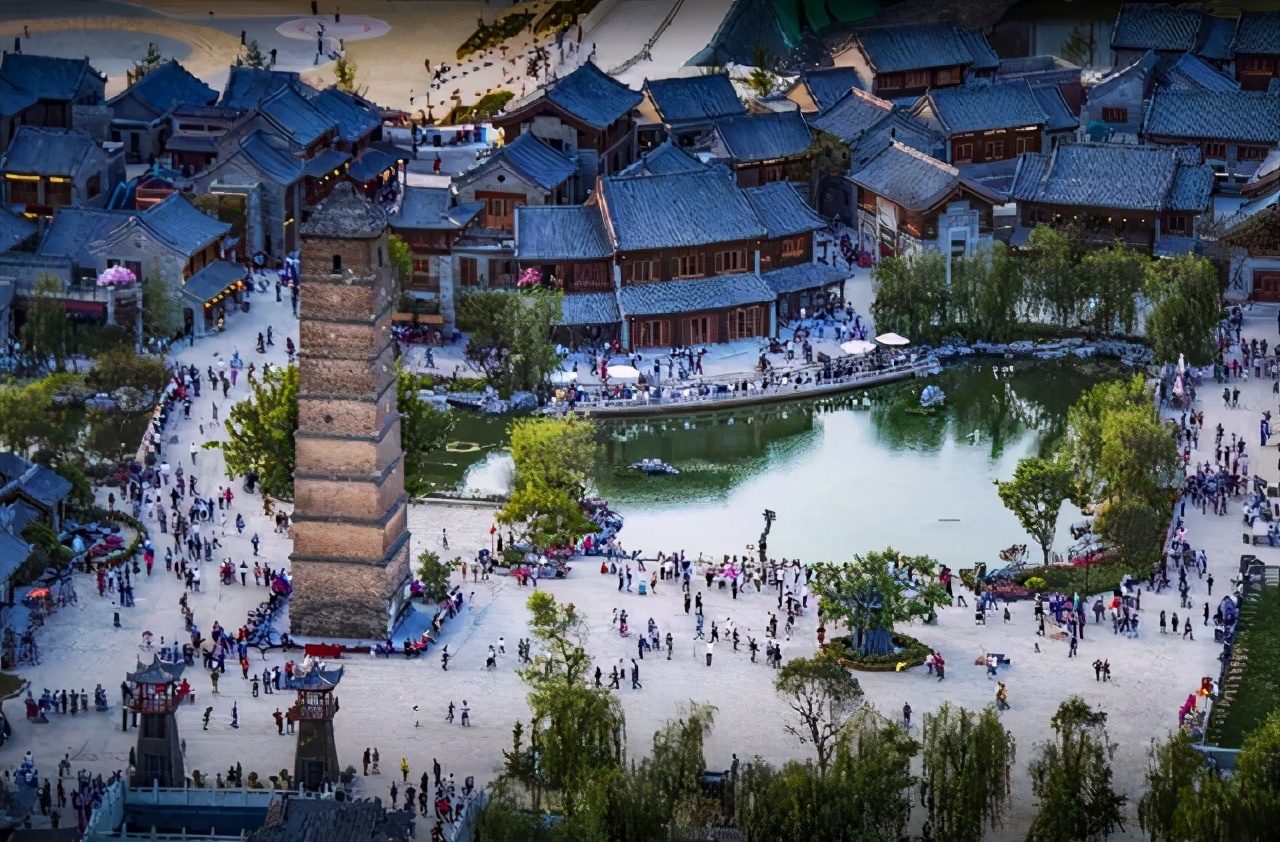 Why does Hu Zhiming, who is proficient in Chinese, insist on abolishing ...