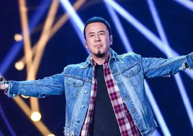 Yang Kun became a street singer from a mentor, just because he ...