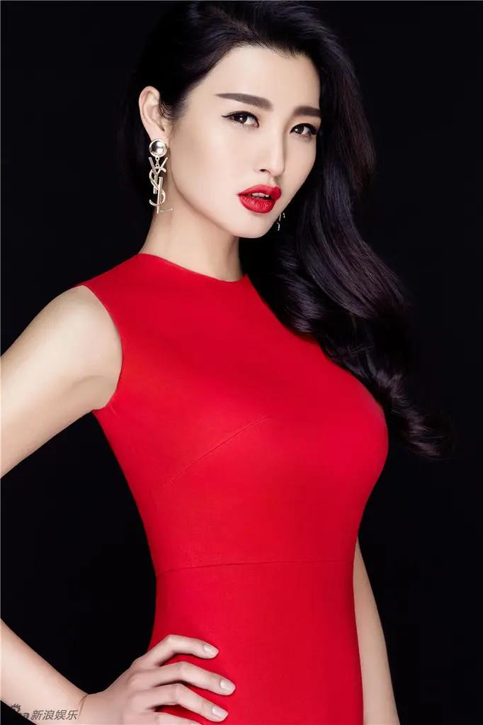 172cm Bai Qinglin Photo - iNEWS