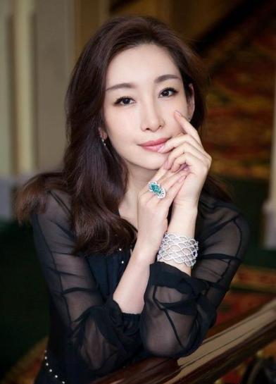 Tang Jing, whose marriage was cut off by Qin Hailu for 10 years, but ...