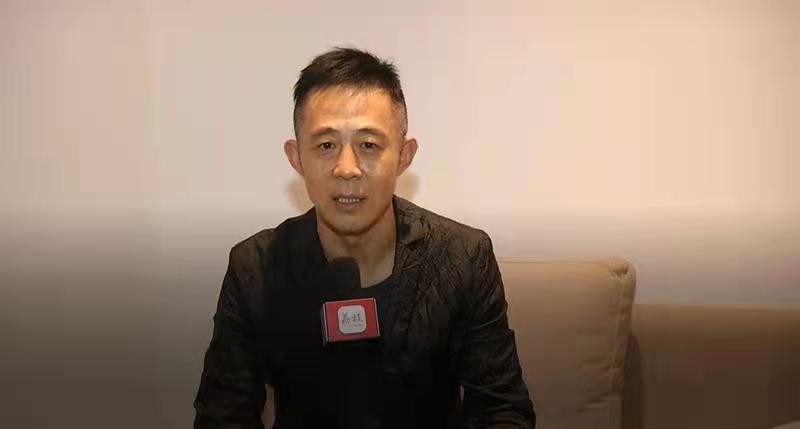 Hou Yong: From a butcher to a national first-class actor, three wives ...