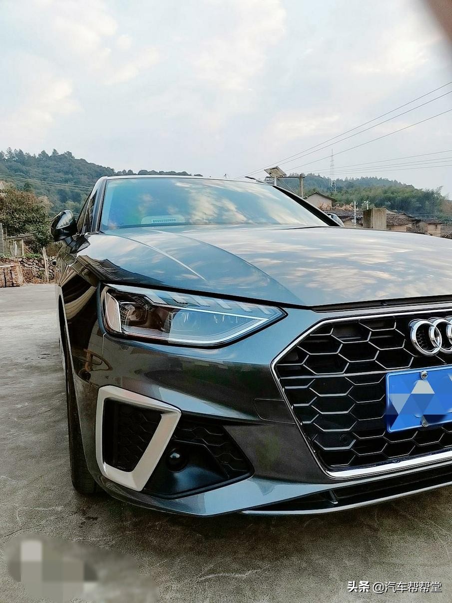 Mercedes-Benz C260L, BMW 325i M sports, how is the Audi A4L? - iNEWS