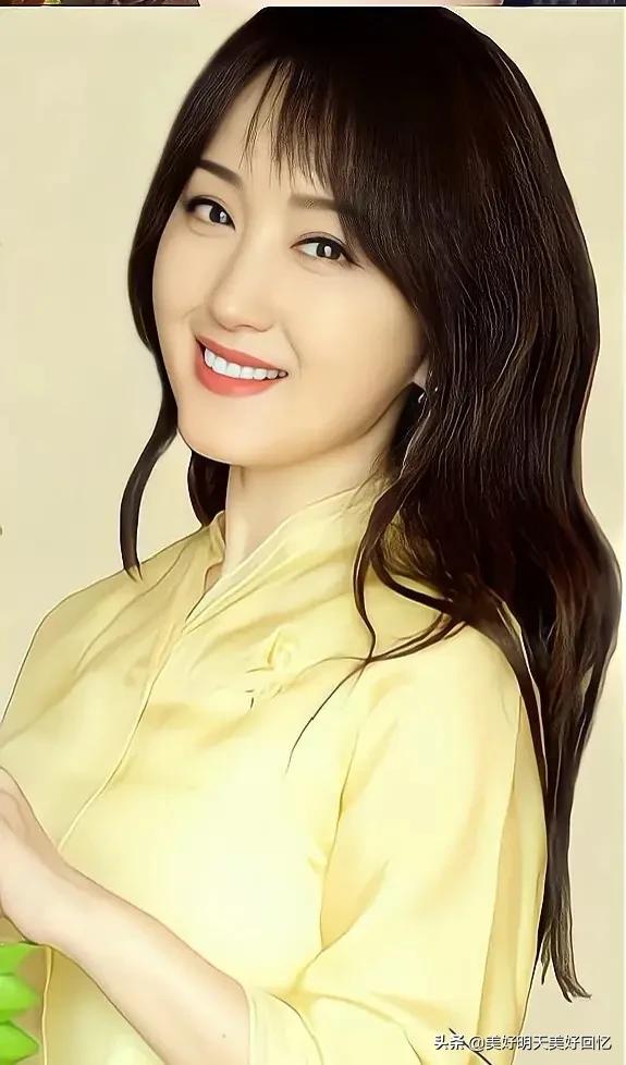 Wind and Water with Smile——Yang Yuying - iNEWS