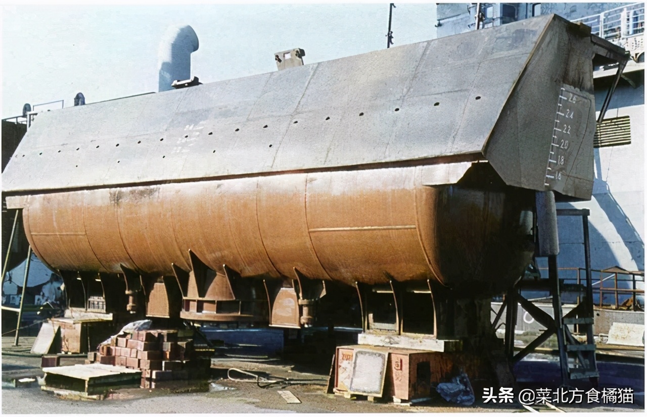 The largest submarine in human history-the internal structure of the ...