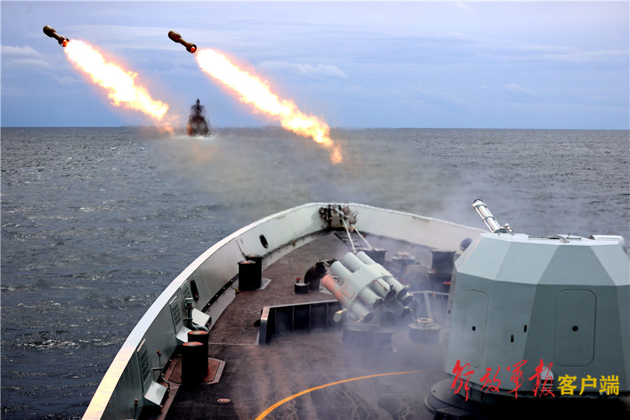 The Sino-Russian combined fleet draws a map around Japan, from the ...