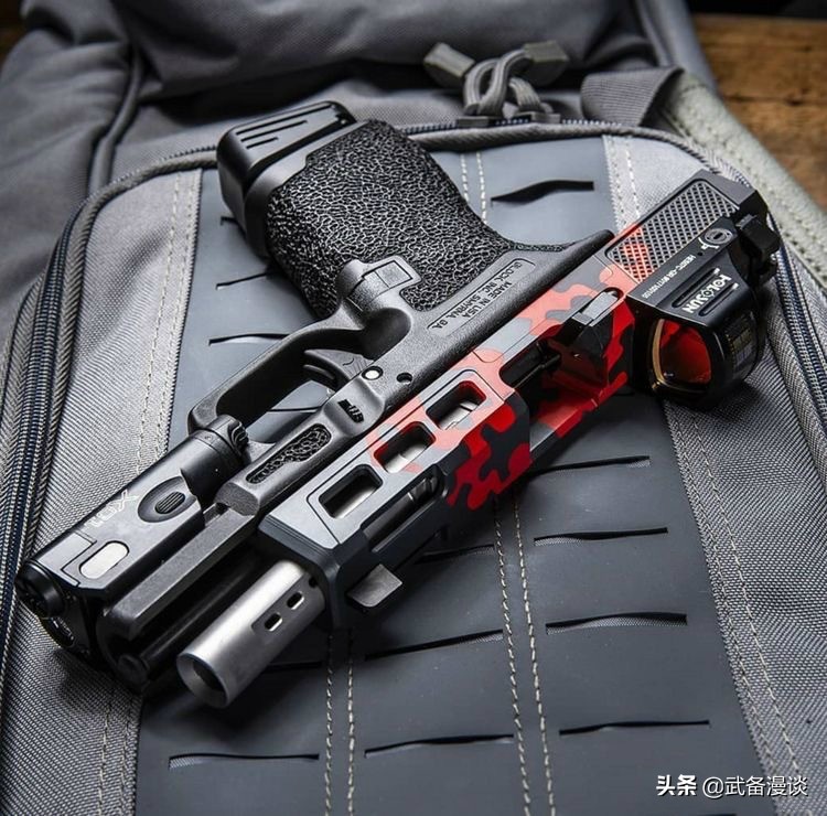 Tactical aesthetics: pistol painting and camouflage color system ...