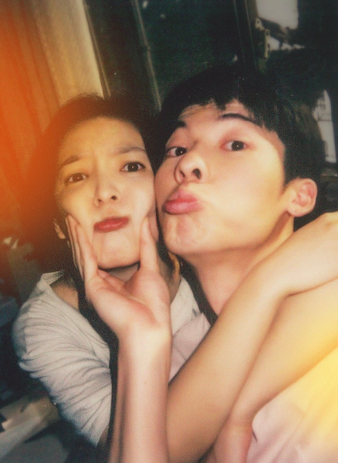 Xu Guanghan and Zhang Ruonan confessed "Your Wedding" affectionately in ...