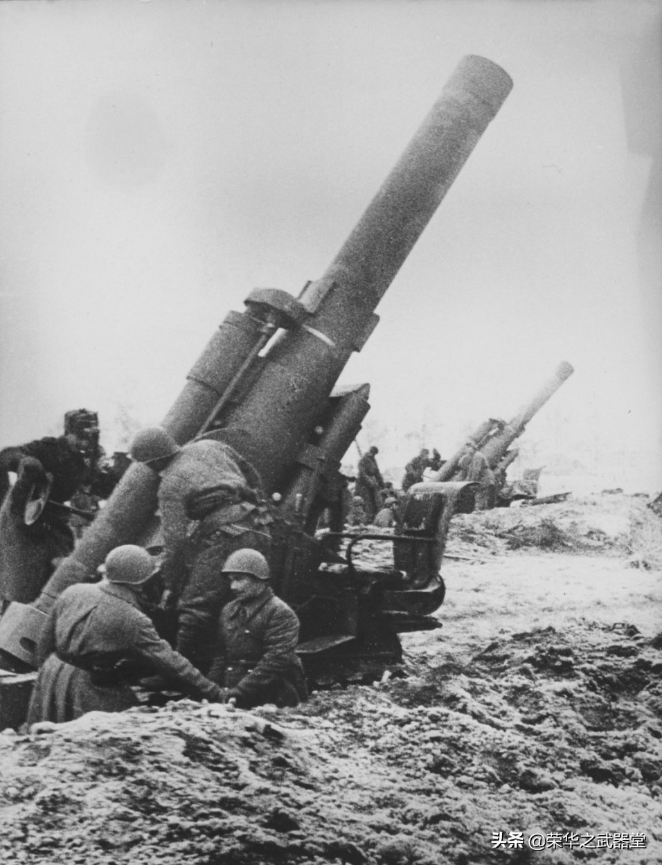 The largest caliber of the Soviet Union in World War II was 203 mm?Of ...