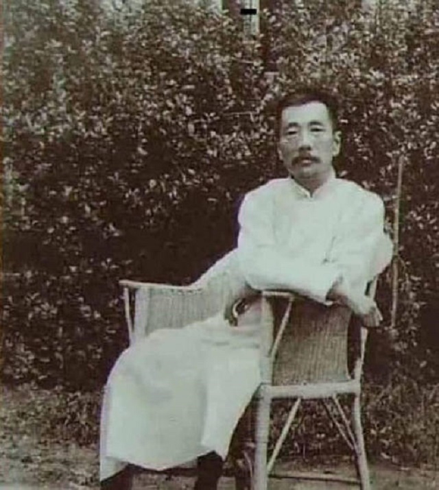 Three months after Zhu An was seriously ill, he left a sutra: chanting ...