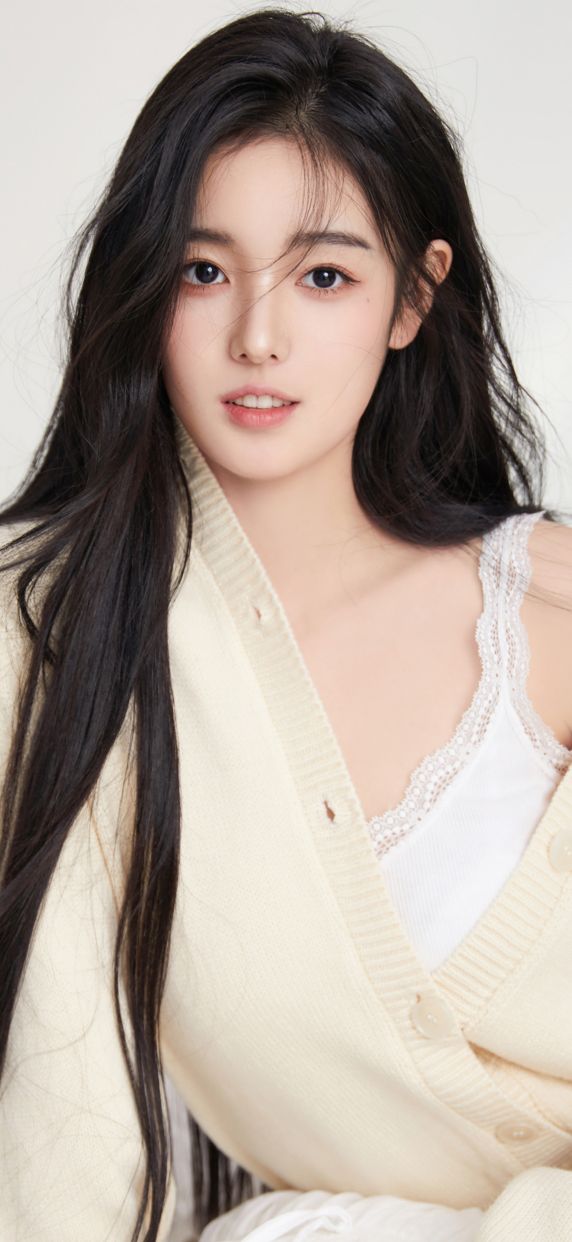 Chen Ziyi Photo Album-Super Clear Wallpaper Edition - iNEWS