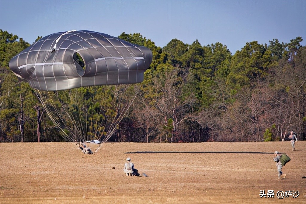 Taiwan's new parachute gear T11: equipped with special forces for ...