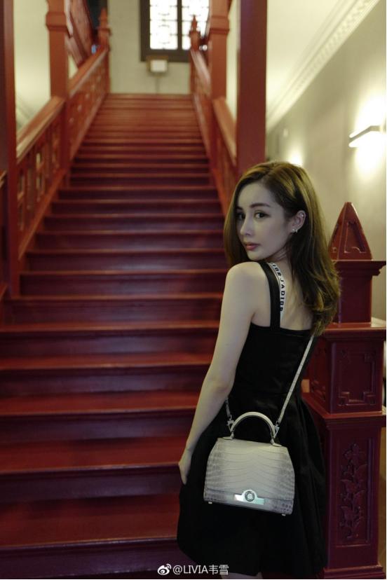 Qin Fen's astronomical break-up fee event: "Little Yang Mi" refused 40 ...