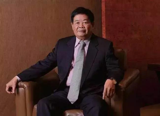 Mr. Cao Dewang, founder of Fuyao Group, the king of auto glass that ...