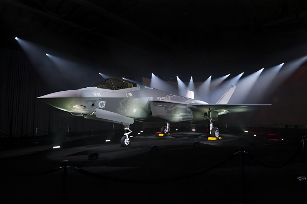 Code Wang Snake: US Air Force creates F36? "Five Generation Reduction ...