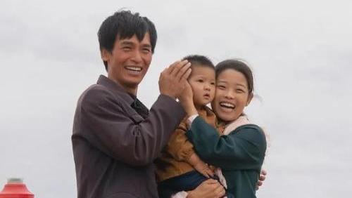 Wang Shasha, who debuted as a child star, played the role of "mother ...